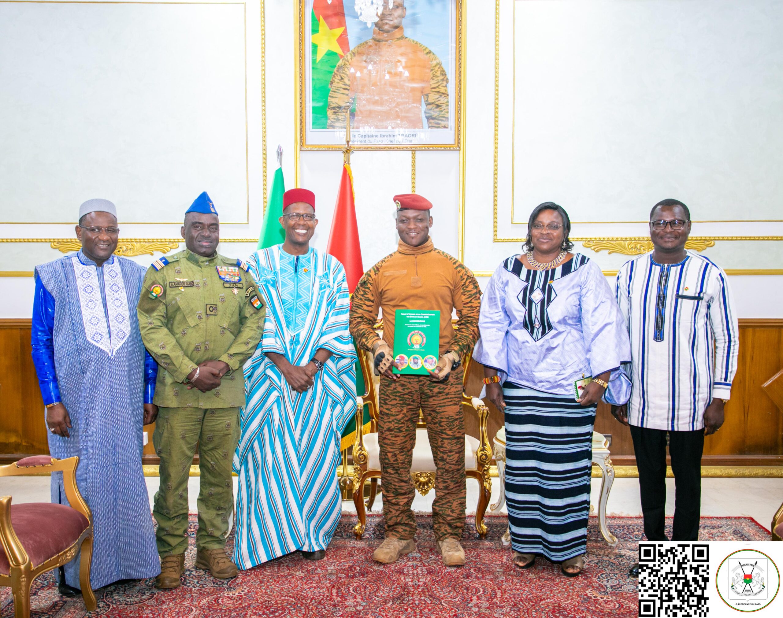 L’hymne de l’AES, «la Confédérale» soumis au Président Ibrahim Traoré ...